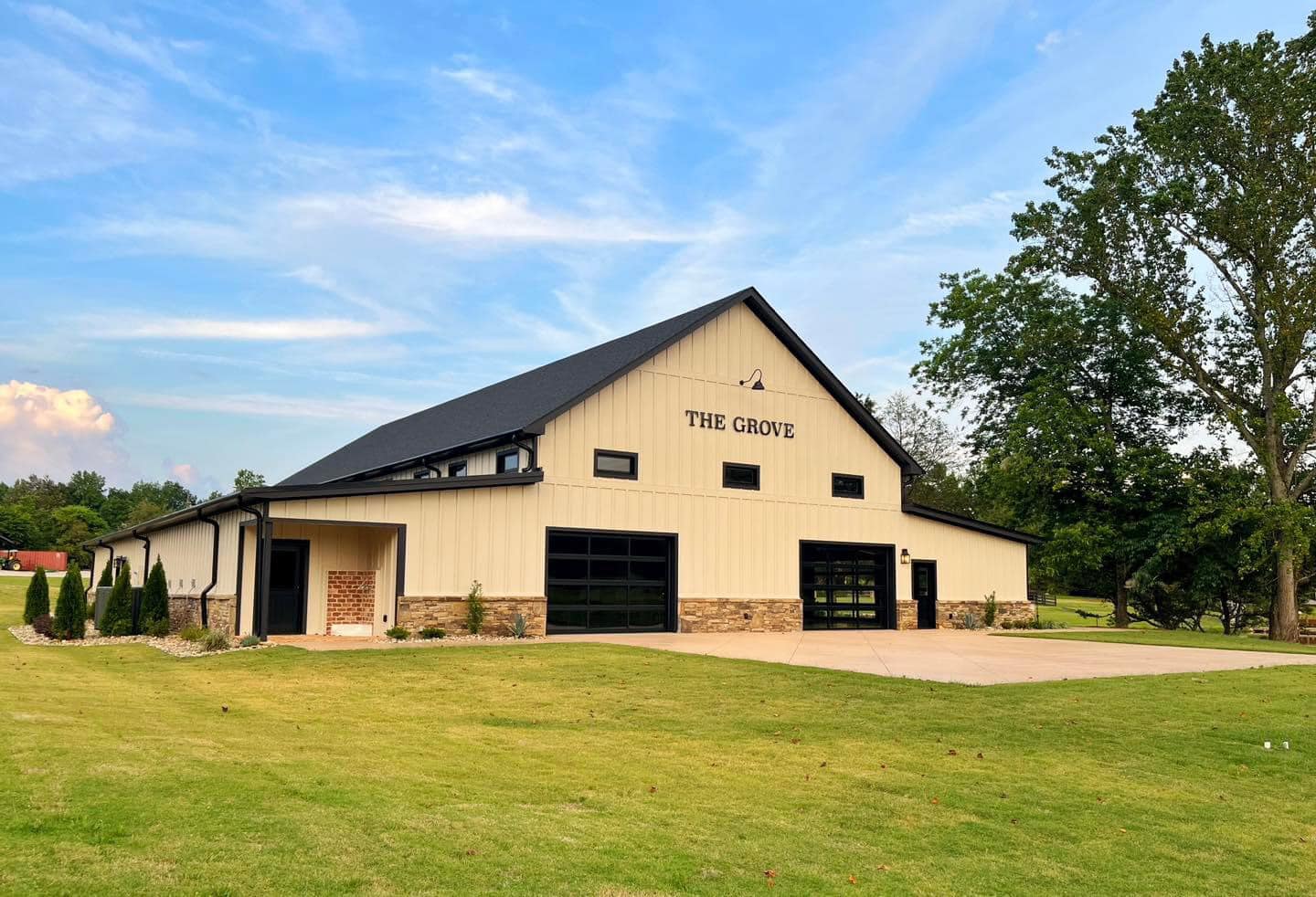 10 Garage Lighting Ideas - Mo Better Garage